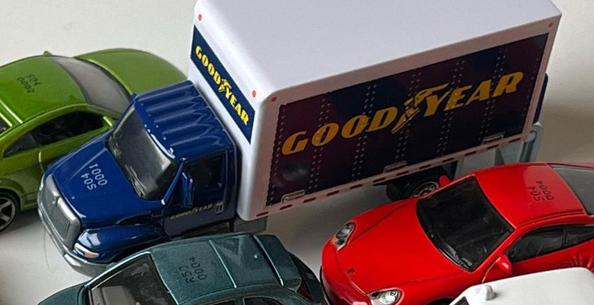 Matchbox News – 3/1/2023 – RC RX-7, Green TTRS, Jeep Gladiator, and a ...